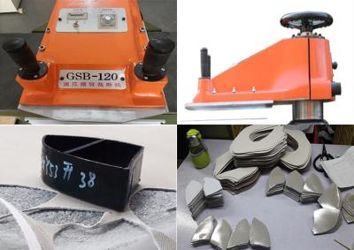 Cina 20 tonnellate di cuoio artificiale originale sedile auto braccio oscillante macchina di taglio a stampo a scatto per calzature di fabbricazione in vendita