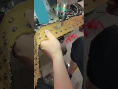 Perfuradora e ilhós totalmente automática em uma máquina Perfuradora de botões de pressão