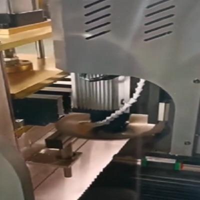 中国 CNC アルミ端フレーシング機械 アルミ窓ドア機械 統合 販売のため