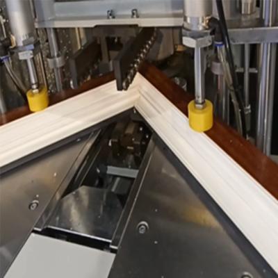 Cina Saldatura di finestre in plastica pvc porte e finestre macchine per la pulizia degli angoli cnc in vendita