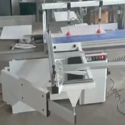 China Máquina de fabricación de armarios de PVC en venta
