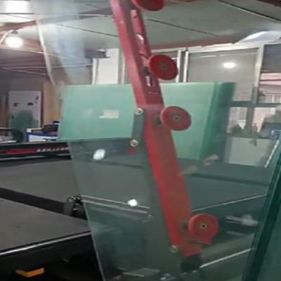 China Automatische CNC-Glasschneidemaschine Wasserdicht Feuerdichtes Tisch zu verkaufen