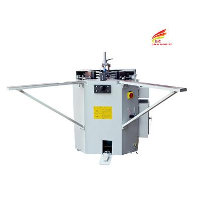 Cina MACHINE per l'assemblaggio di freni termici CNC per la lavorazione di profili in alluminio in vendita