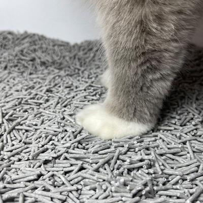 Cina Lettiera per gatti in tofu al carbone attivo OEM/ODM ecologica, naturale, agglomerante, resistente alla polvere e ad alto assorbimento in vendita