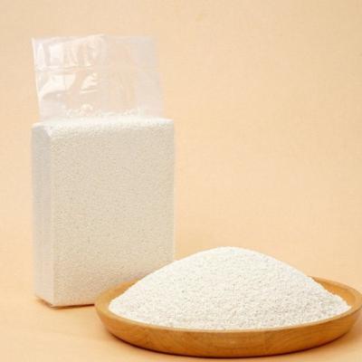 China 100% Natural Plant Sand High Quality Strong Clumping Low Tracking Cassava Cat Litter for sale