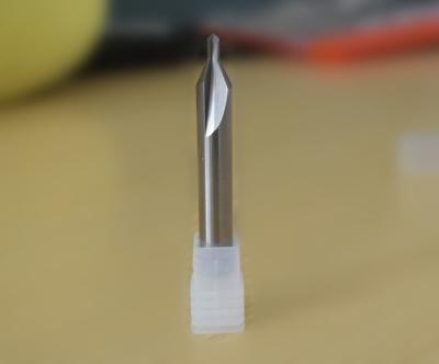 Cina HRC 45 55 60 tagliente del centro del tungsteno del mulino di estremità del carburo di 65 solidi in vendita