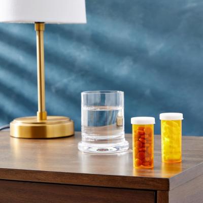 China Empty Pill Bottles with Caps for Prescription Medication, 8-Dram Plastic Medicine Containers (Orange) Te koop