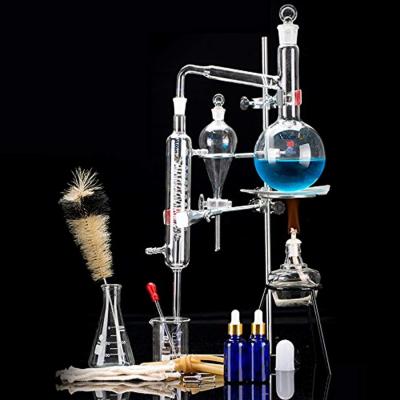 China Distiller Distilling To Making Your Own Essential Oil, Moonshine, 3.3 Boro Alcohol Distiller Chemistry Lab Glassware Te koop