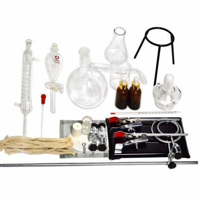 China Distiller Distilling To Making Your Own Essential Oil, Moonshine, 3.3 Boro Alcohol Distiller Chemistry Lab Glassware Te koop