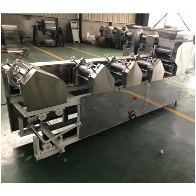 China Fresh Noodle Making Machine, Automatic Noodle Machine, Flour Mixer, 7 Rollers for sale
