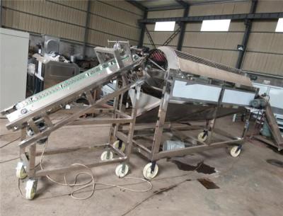 China fresh cocoa pod removing machine, cocoa bean collecting machine for sale