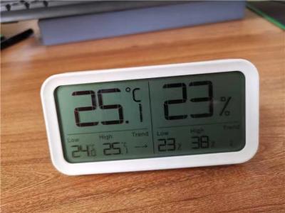 Cina Igrometro LCD di Digital di temperatura ambiente di umidità del monitor dell'interno del termometro per la casa in vendita