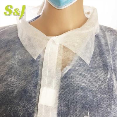 Cina Vestito bianco dell'abbigliamento di sicurezza dell'abbigliamento dell'abito medico eliminabile impermeabile di isolamento in vendita