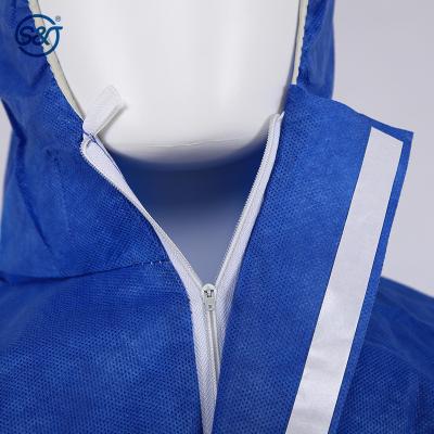 Cina Vestito protettivo della tuta del PPE della tuta del poliestere di alta qualità della tuta dell'OEM di SJ e del materiale di SMS/PP/Microporous in vendita