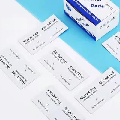 Cina SJ Medical Disposables 70% Isopropyl Nonwoven Alcohol Swabs Alcohol Pads Wet Medical Clean Alcohol Wipes in vendita
