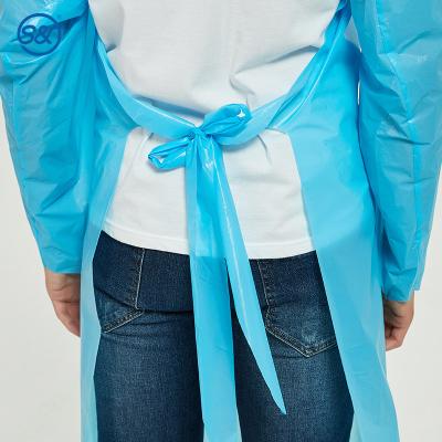 Cina SJ Manufactures Disposable Visiting CPE Gown Waterproof Surgical Single Use Medical Non-woven Aprons in vendita
