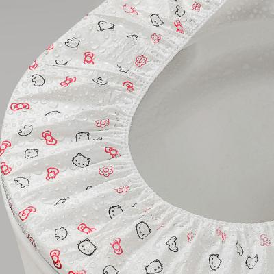 Cina SJ OEM Travel Portable Non woven Disposable Paper/PP Toilet Seat Cover Washroom Toilet Seat Cushion Seat Mat For Hotel in vendita