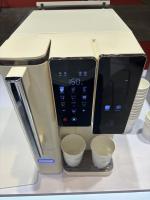 China Compact Countertop Water Dispenser with Ice Maker Instant Hot Cold Drinks for sale