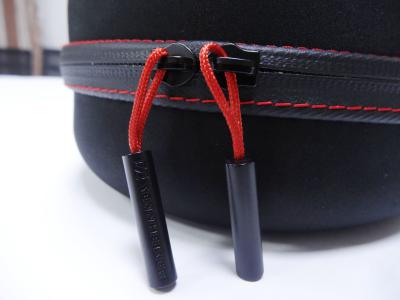 中国 別のコンパートメント網のポケットが付いている耐震性のエヴァのヘッドホーンの箱 販売のため
