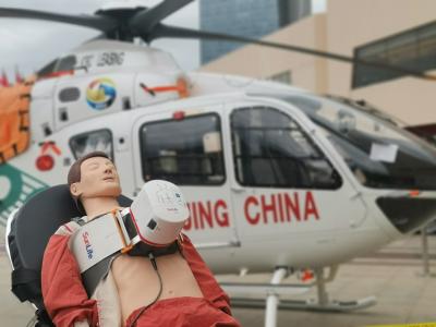 Cina Rianimatore cardiopolmonare automatico LCD MCC-E5 con l'allarme di bassa tensione di temperatura eccessiva di sovracorrente di sovrappressione in vendita