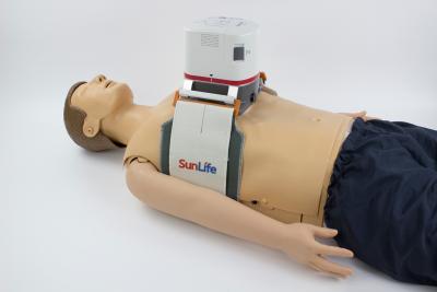 Cina macchina MCC-E1 di CPR dell'ospedale 50-60hz con profondità LCD di compressione dell'esposizione 52mm in vendita