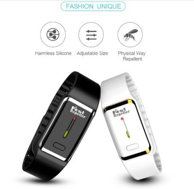China Vrouwenmannen de Ultrasone Armband van de het Insectcontrole van Mug Afstotende 8 Meter openlucht Te koop