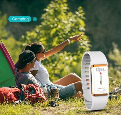 China Vrouwenmannen de Ultrasone Armband van de het Insectcontrole van Mug Afstotende 8 Meter openlucht Te koop