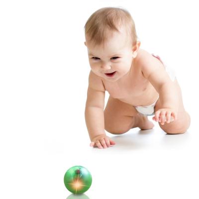 Cina Suono vuoto della sfera di controllo di EVA Cute Pet Toys Interactive dell'ABS lampeggiante in vendita