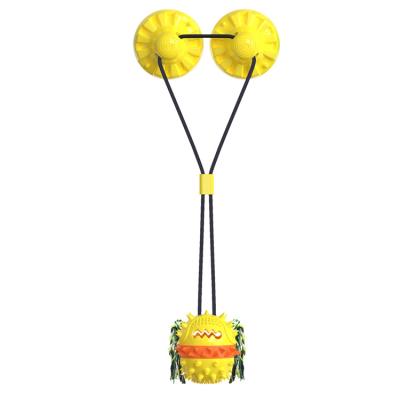 Cina Multifunctional Interactive Pet Leak Food Toys Strong Pet Molar Chew Toy Ball With Double Suction Cups in vendita