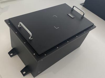 China 51.2V 100AH 5kWh ligero profundamente completan un ciclo la batería con para el vehículo de poca velocidad de la rueda en venta