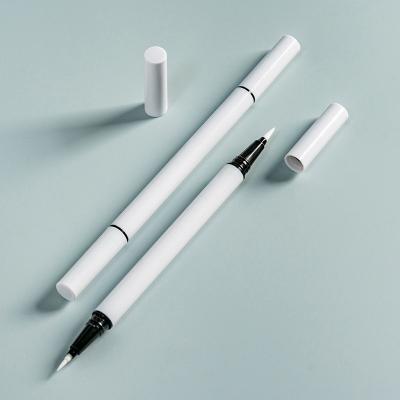 中国 空き 2 in 1チューブ プライベート・レーベル ロゴ 黒のアイラインペンシル カスタムアイライン液体アイライン容器 販売のため