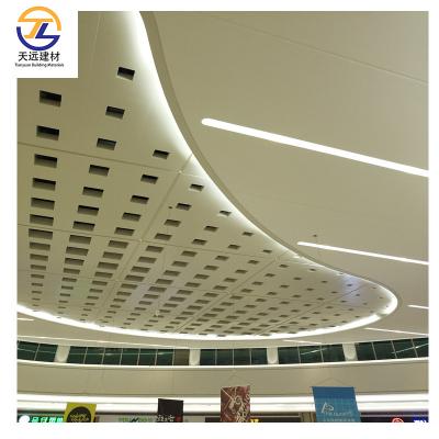 Cina pannelli isolanti in alluminio decorativo resistenza all'UV foglio di alluminio a grano di legno 50x100mm pannelli isolanti resistenza all'UV foglio di alluminio a grano di legno 50x100mm in vendita