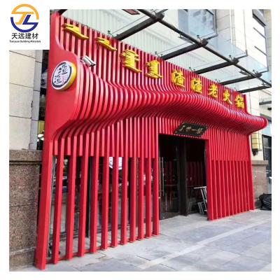 Cina Pantaloni di recinzione in alluminio anodizzato leggero Edificio Decorativo Legno Acp 5mm in vendita
