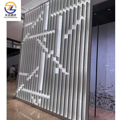 Cina Placca perforata di metallo per soffitti di edifici per uffici pannello di alluminio con 600*600mm in vendita