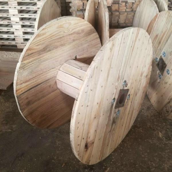 Quality Large Dried Giant Wood Spool Collapsible Wooden Cable Wheel for sale