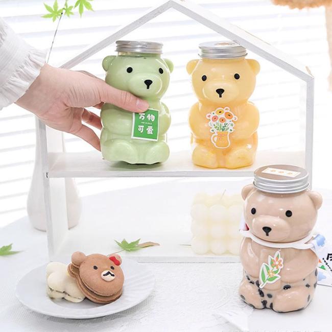Children&prime;s Popular Bear Shape 450ml Pet Beverage Straw Cup Milk Tea Bottle with Screw Cap Disposable Cartoon Tea Cup