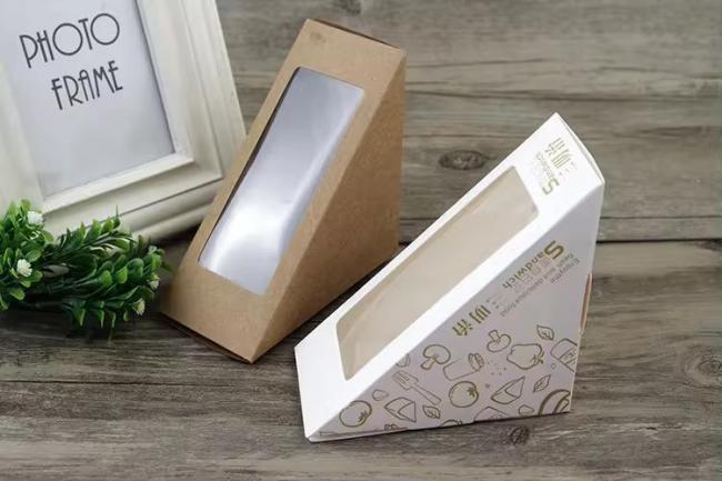 Custom Printing Disposable Paper Packaging Sandwich Box Kraft Paper Triangle Sandwich Packaging Boxes