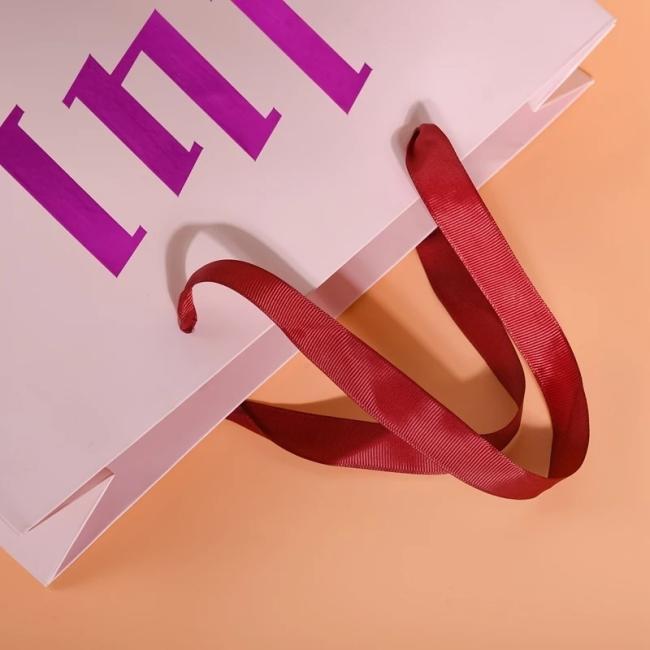 Wholesale Factory Price Luxury Eco-Friendly Paper Carrier Bag Paper Shopping Bag Gift Packaging Bag