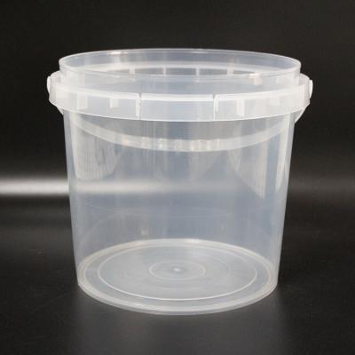 China Customized Food Grade PP Plastic Bucket with Handle in Different Colors and Sizes for sale