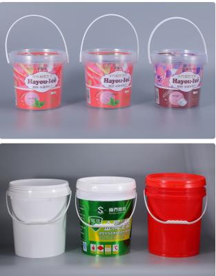 Cina Stile rettilineo Logo personalizzato secchi in PP con coperture secchi di plastica secchi rotondi in vendita