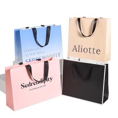 Cina Pagamento iniziale Personalizzare Shopping Busta di carta Kraf Busta di imballaggio regalo per supermercato in vendita