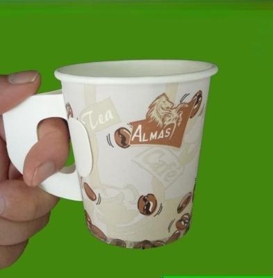 Cina 7oz stampa del logo Disposable Design Paper Cup con maniglia richiesta personalizzata cinese in vendita
