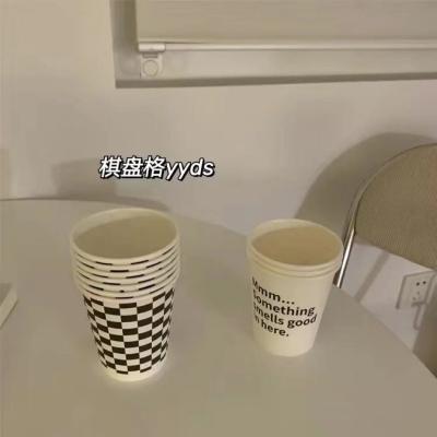 Cina Stampa personalizzata Tazza di carta usa e getta colore personalizzato Pagamento completo senza coperchio in vendita