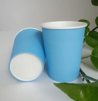 Cina Tazza di carta da parete singola per bevande fredde varie dimensioni stampata su misura usa e getta 4-22 oz in vendita