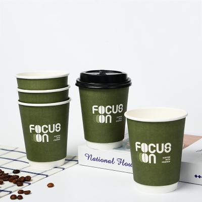 China 8oz 12oz 16oz copos de papel para bebidas quentes e frias com tampa e mexedoras de café copos de papel de café à venda