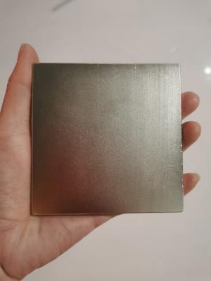 China Ímãs permanentes N52 50mm x 50mm x 25mm do neodímio da terra rara à venda