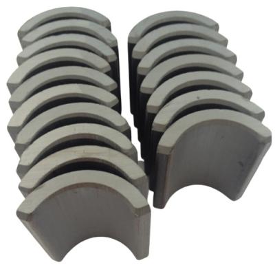 China Arc Shaped Ceramic Ferrite Magnets For Ceiling Fan Brushless DC Motor for sale