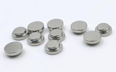 China Ímã forte super do disco do neodímio N50 para a máscara do sono/produto comum à venda