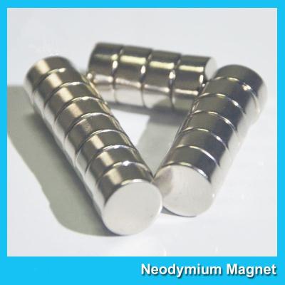 Cina Magneti permanenti di Rod Industrial Neodymium Cylinder D50X15 N52 del neodimio in vendita