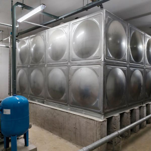 Quality SS304 Stainless Steel Water Tank 10T Capacity for Industrial Use for sale